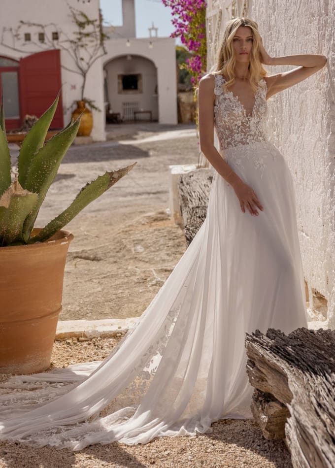Wedding Dresses | Pontypridd | Cardiff | The Dress & I